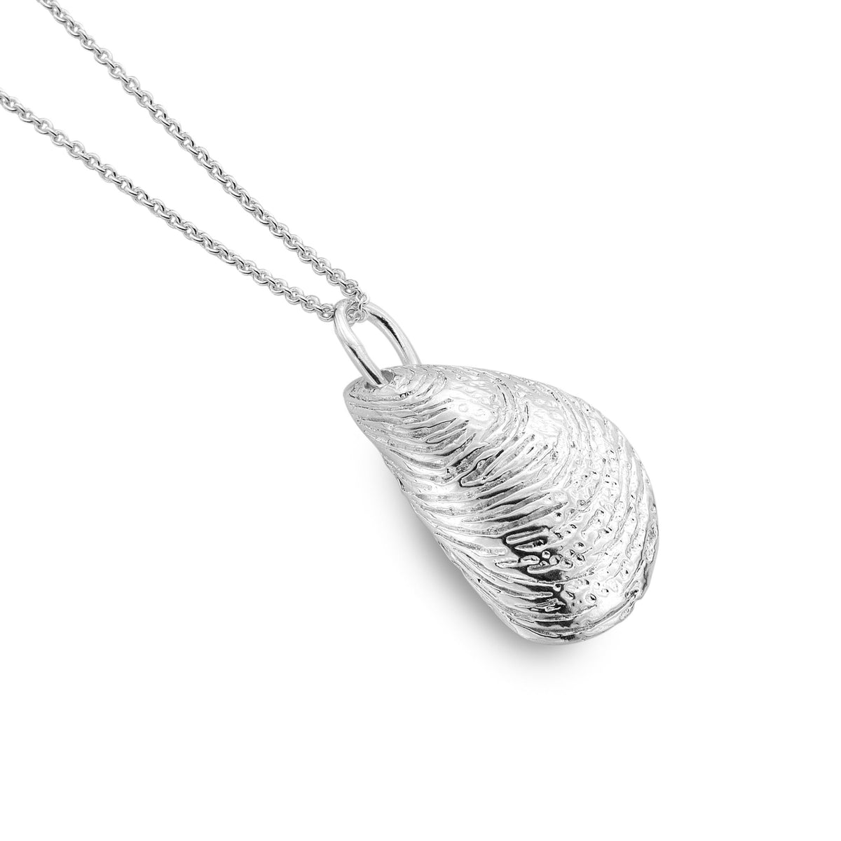 Silver Mussel Shell Pendant Necklace